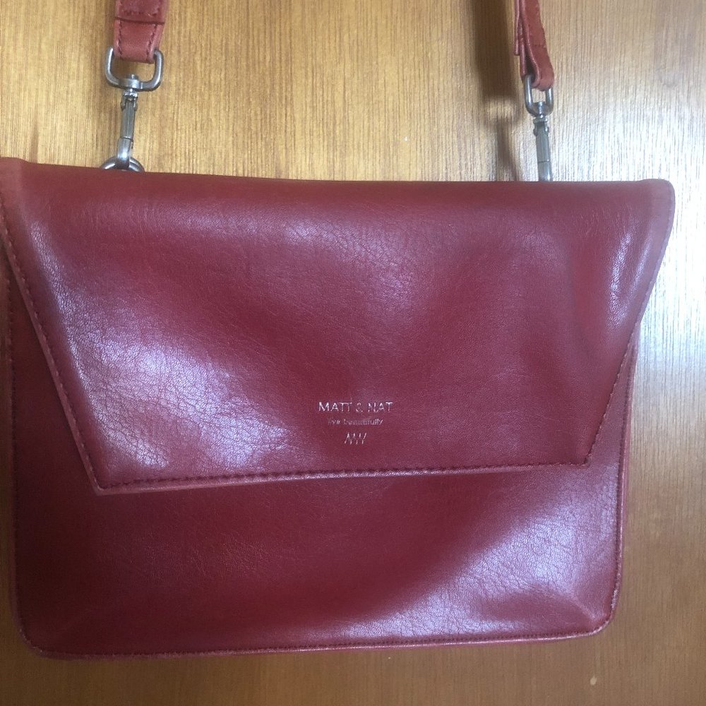 Matt & Nat Brick Red Crossbody Purse - Gem